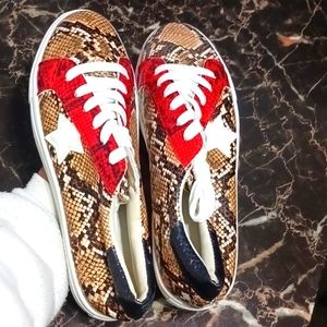Shoes | New Luxury Snake Pattern Design Sneakers Sz 9 | Poshmark